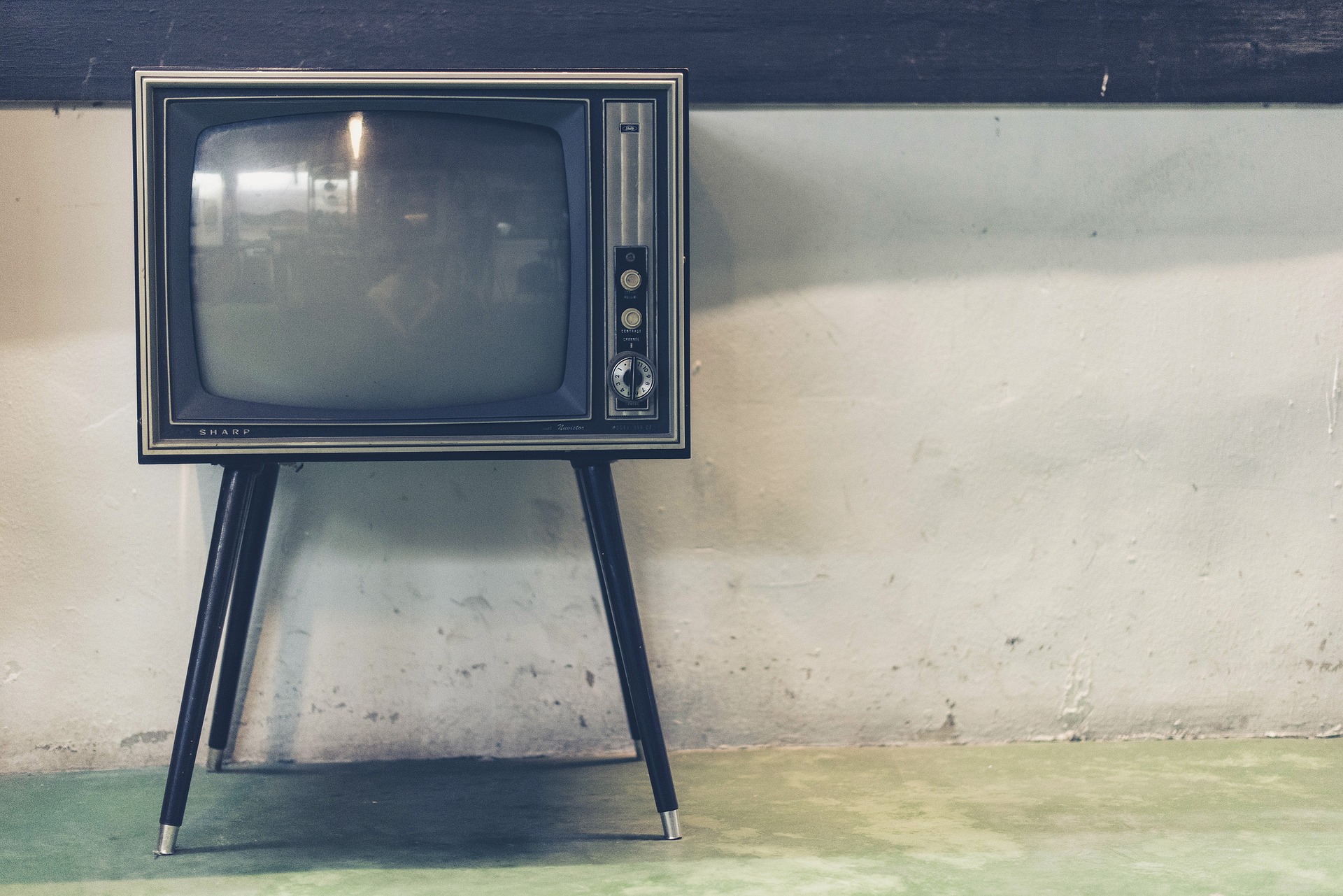 The Complete History of Cable TV (1940s – 2025)